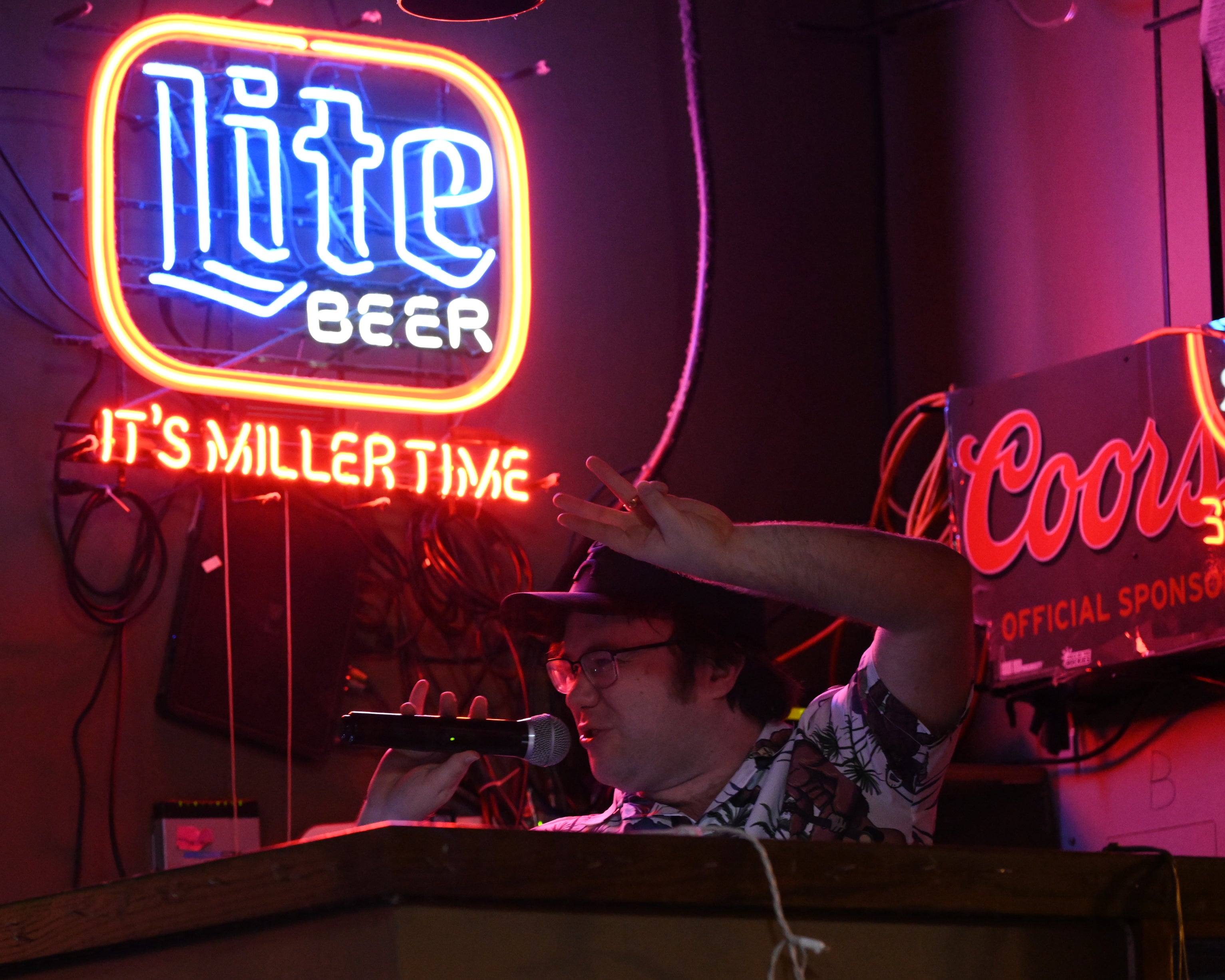 The Common Interest Karaoke Bar